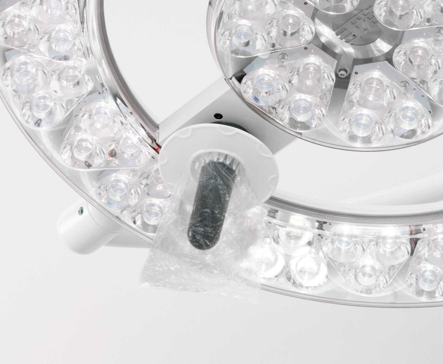 Disposable sterile light handle cover for medical lights